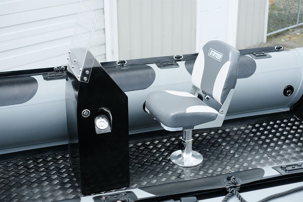 Seated Console w/ Windshield (AST-W) - Stryker Boats