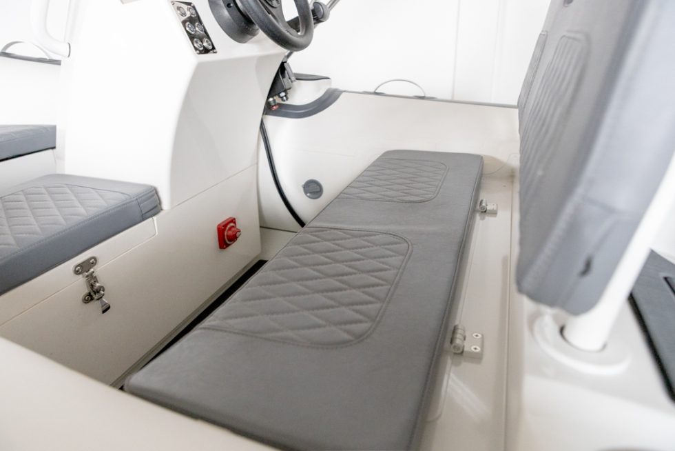 RIB LUX 330 (10' 10") - Stryker Boats