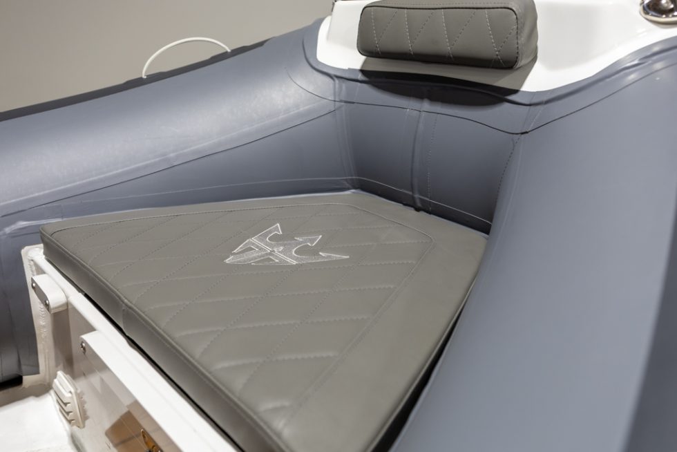 RIB LUX 420 (13' 7") - Stryker Boats