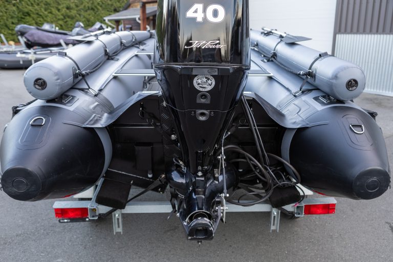 Stryker JET Tunnel PRO 420 (13’ 7”) Inflatable JET Boat | Stryker Boats