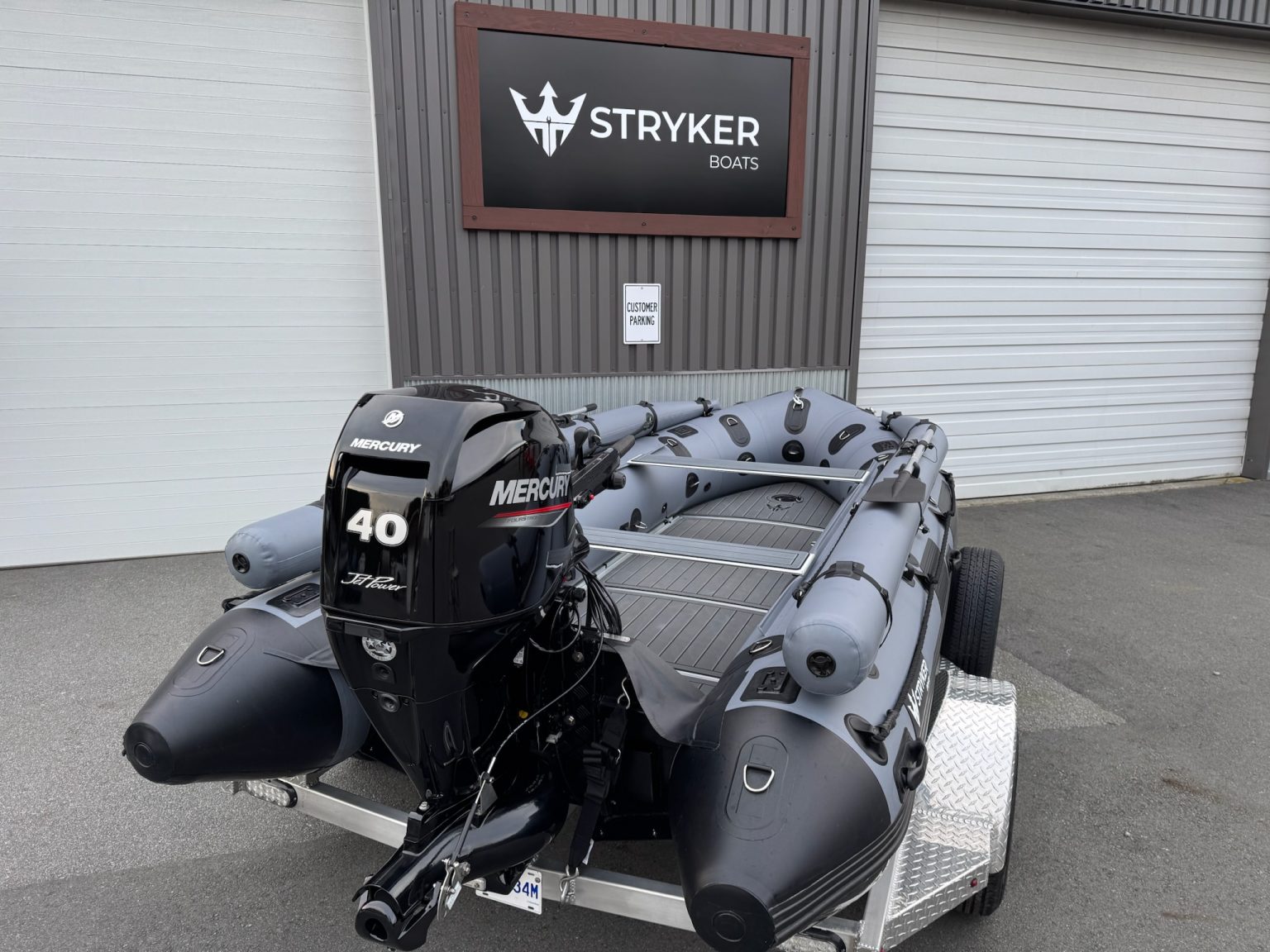 Stryker JET Tunnel PRO 420 (13’ 7”) Inflatable JET Boat | Stryker Boats