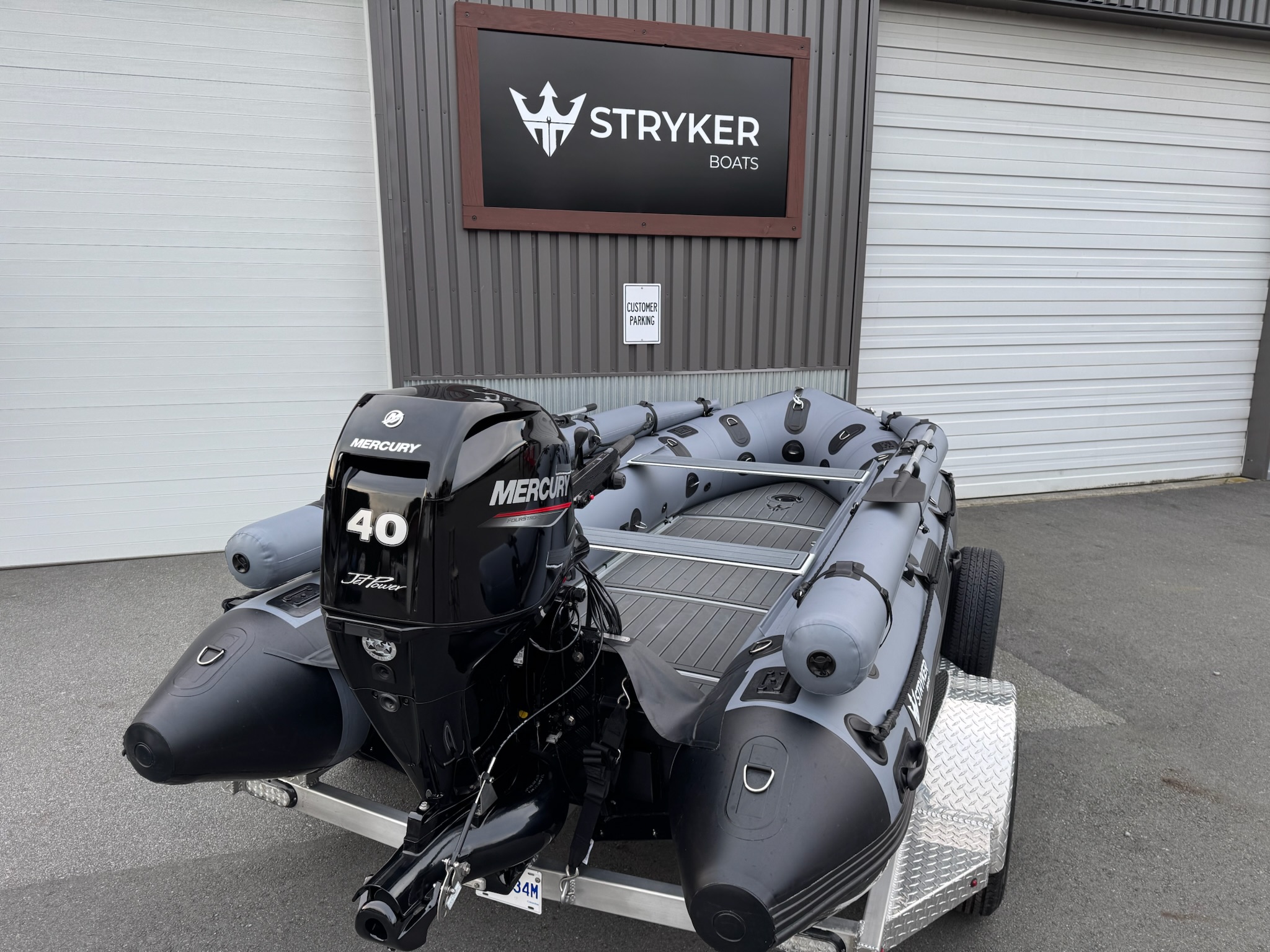 Stryker JET Tunnel PRO 420 (13’ 7”) Inflatable JET Boat | Stryker Boats